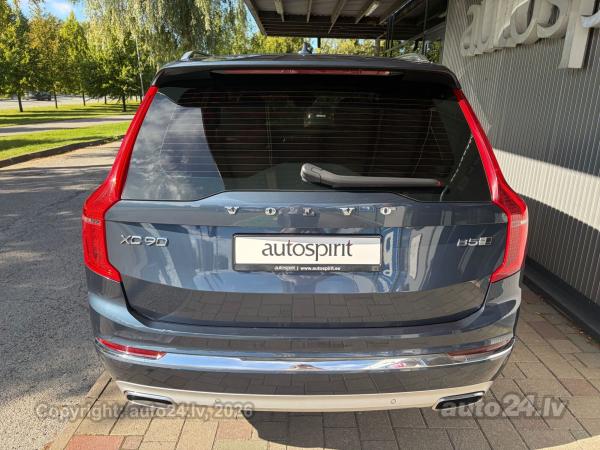 Blue Volvo XC90 2020 in Tallinn, with an engine capacity of 2.00 L and mileage of 119 thousand km for 35990 €, photo 6 on AUTOMOTO.COM.LV