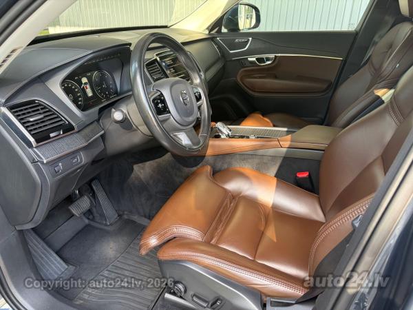 Blue Volvo XC90 2020 in Tallinn, with an engine capacity of 2.00 L and mileage of 119 thousand km for 35990 €, photo 11 on AUTOMOTO.COM.LV