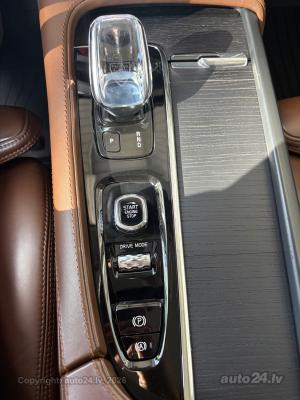 Blue Volvo XC90 2020 in Tallinn, with an engine capacity of 2.00 L and mileage of 119 thousand km for 35990 €, photo 14 on AUTOMOTO.COM.LV