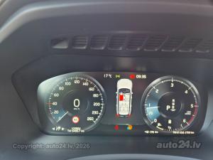 Zils Volvo XC90 2021 Tallina, ar dzinēja tilpumu 2.00 L un nobraukumu 103 tūkst. km par 39900 €, foto 9 vietnē AUTOMOTO.COM.LV