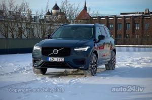 Zils Volvo XC90 2023 Tallina, ar dzinēja tilpumu 2.00 L un nobraukumu 21 tūkst. km par 58900 €, foto  vietnē AUTOMOTO.COM.LV