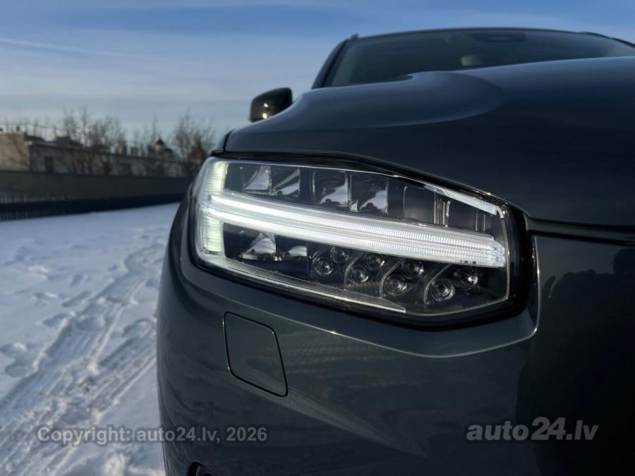 Zils Volvo XC90 2023 Tallina, ar dzinēja tilpumu 2.00 L un nobraukumu 21 tūkst. km par 58900 €, foto 6 vietnē AUTOMOTO.COM.LV