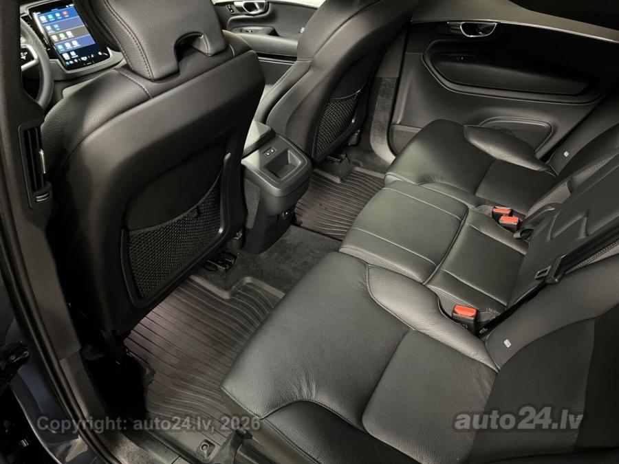 Zils Volvo XC90 2023 Tallina, ar dzinēja tilpumu 2.00 L un nobraukumu 21 tūkst. km par 58900 €, foto 12 vietnē AUTOMOTO.COM.LV
