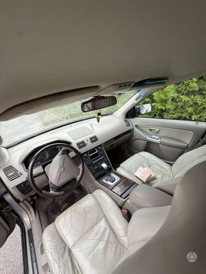 Brown Volvo XC90 2003 in Kaunas, with an engine capacity of 2.52 L and mileage of 336 thousand km for 4400 €, photo 6 on AUTOMOTO.COM.LV