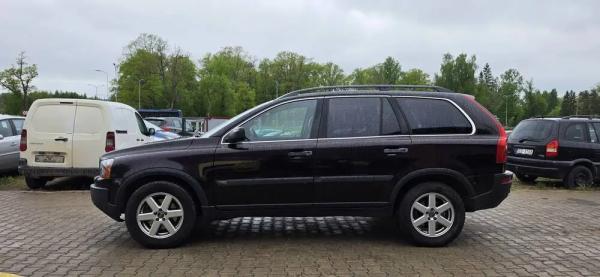 Brūns Volvo XC90 2004 Valmiera, ar dzinēja tilpumu 2.40 L un nobraukumu 452 tūkst. km par 3000 €, foto 5 vietnē AUTOMOTO.COM.LV