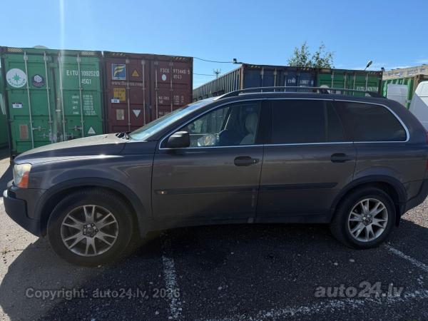 Brown Volvo XC90 2004 in Tallinn, with an engine capacity of 2.40 L and mileage of 0 thousand km for 3200 €, photo 2 on AUTOMOTO.COM.LV