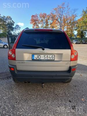 Brūns Volvo XC90 2004 Rīga, ar dzinēja tilpumu 2.40 L un nobraukumu 440 tūkst. km par 5200 €, foto 5 vietnē AUTOMOTO.COM.LV