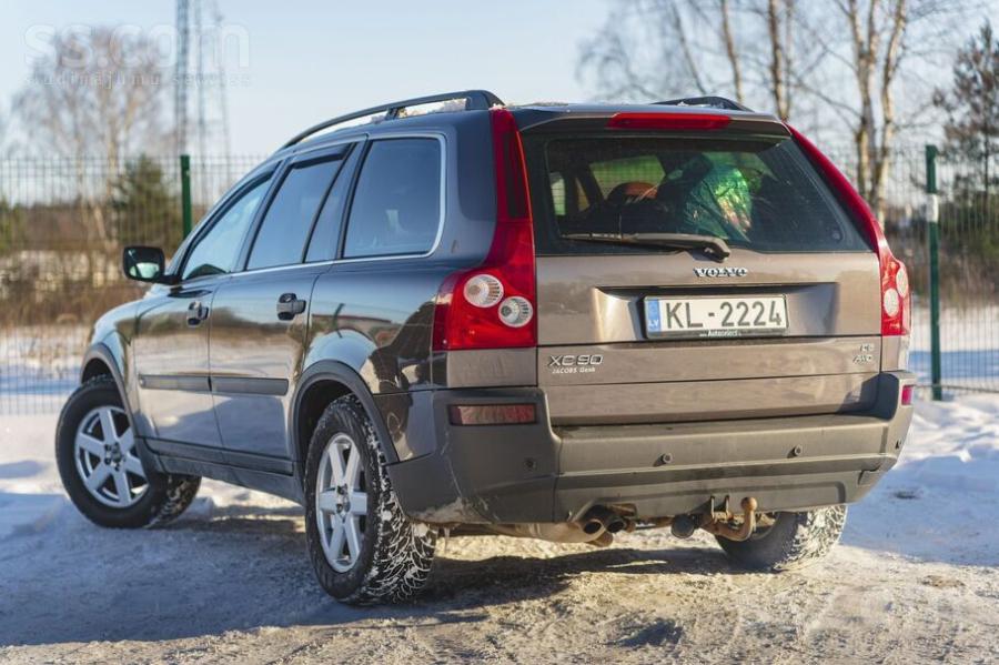 Brūns Volvo XC90 2005 Rīga, ar dzinēja tilpumu 2.40 L un nobraukumu 317 tūkst. km par 4290 €, foto 4 vietnē AUTOMOTO.COM.LV