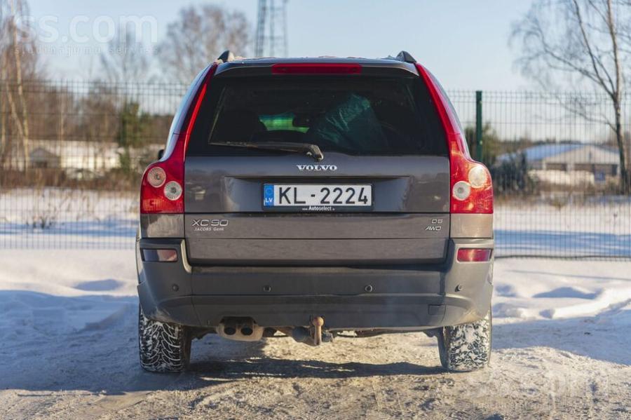 Brūns Volvo XC90 2005 Rīga, ar dzinēja tilpumu 2.40 L un nobraukumu 317 tūkst. km par 4290 €, foto 5 vietnē AUTOMOTO.COM.LV