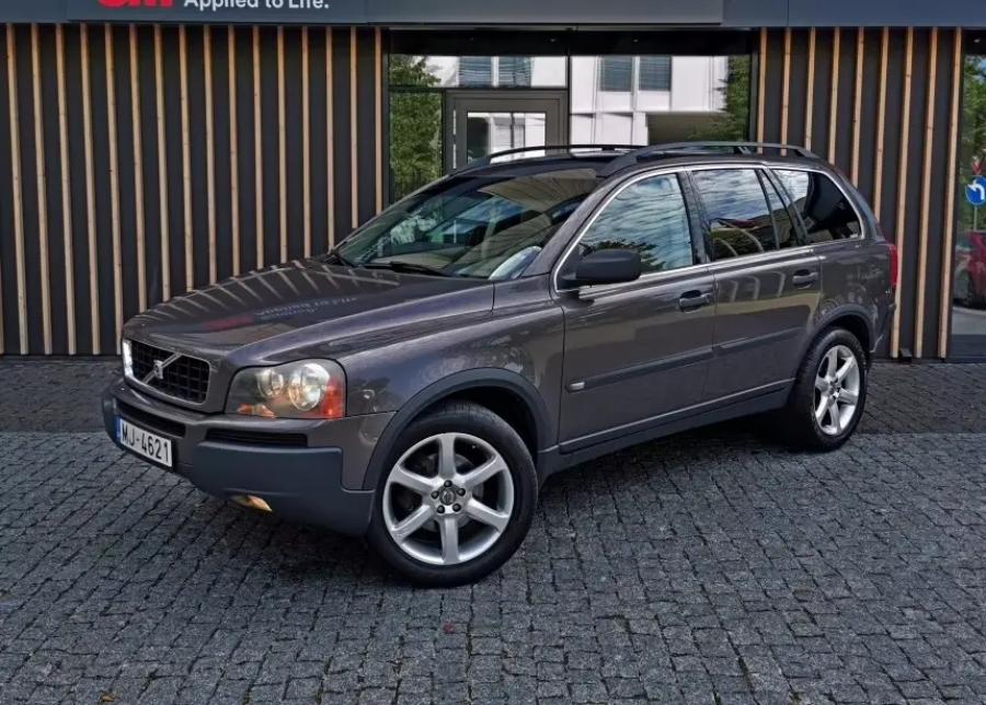 Brown Volvo XC90 2005 in Riga, with an engine capacity of 2.40 L and mileage of 314 thousand km for 5390 €, photo 1 on AUTOMOTO.COM.LV
