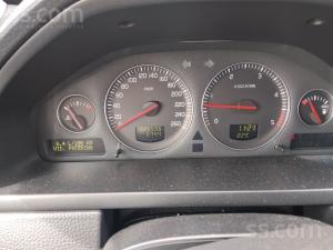 Коричневый Вольво ХС90 2005 в Даугавпилс, объемом двигателя 2.40 л и пробегом 329 тыс. км за 3100 €, фото 6 на AUTOMOTO.COM.LV