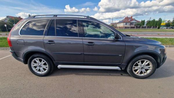 Brūns Volvo XC90 2005 Tauragė, ar dzinēja tilpumu 2.40 L un nobraukumu 289 tūkst. km par 3800 €, foto 5 vietnē AUTOMOTO.COM.LV