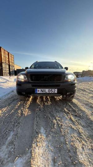 Brown Volvo XC90 2006 in Vilnius, with an engine capacity of 2.40 L and mileage of 331 thousand km for 6000 €, photo 2 on AUTOMOTO.COM.LV