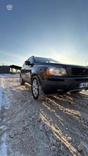 Brown Volvo XC90 2006 in Vilnius, with an engine capacity of 2.40 L and mileage of 331 thousand km for 6000 €, photo 6 on AUTOMOTO.COM.LV