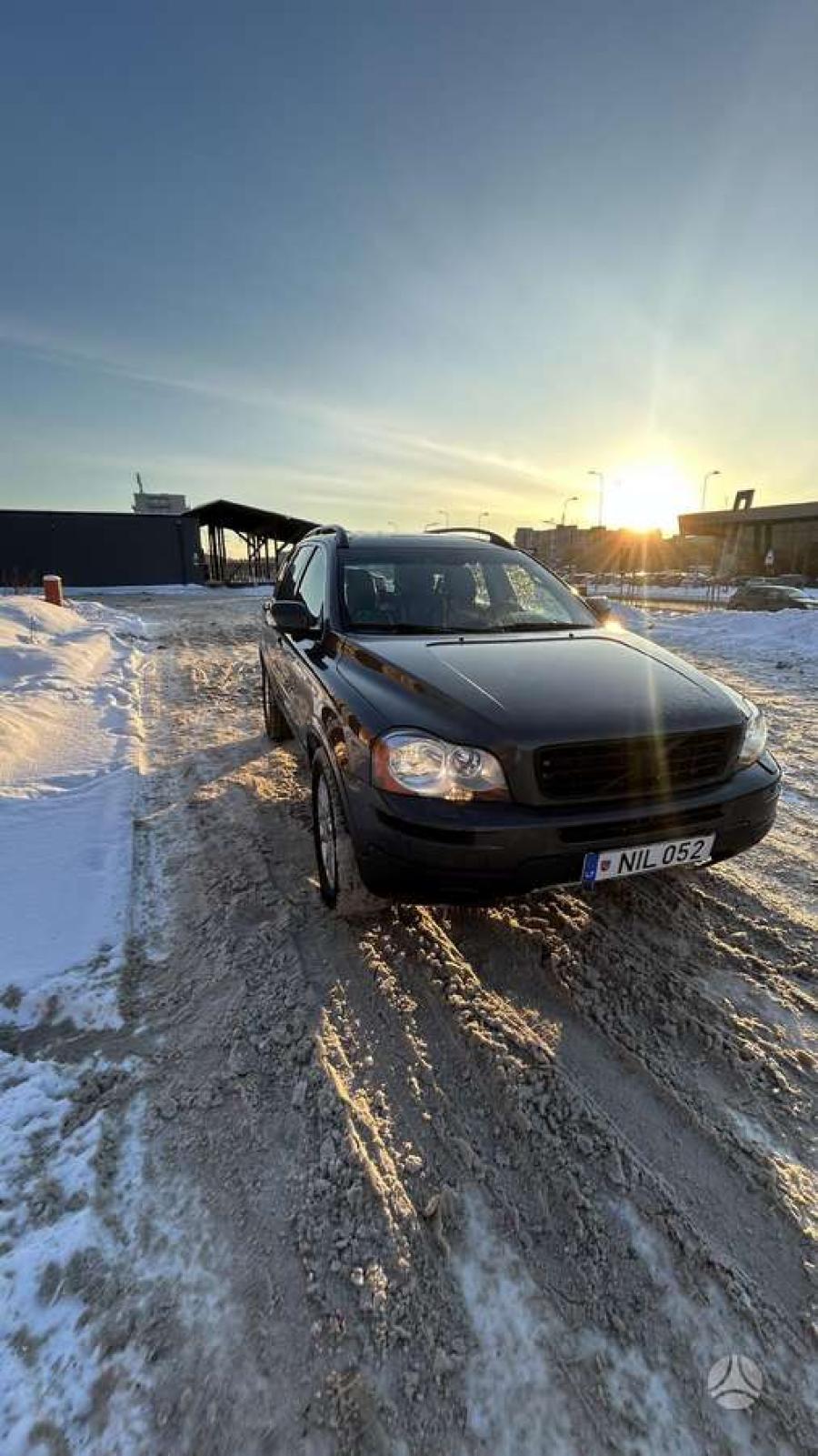 Brown Volvo XC90 2006 in Vilnius, with an engine capacity of 2.40 L and mileage of 331 thousand km for 6000 €, photo 7 on AUTOMOTO.COM.LV