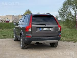 Brūns Volvo XC90 2006 Daugavpils, ar dzinēja tilpumu 2.40 L un nobraukumu 241 tūkst. km par 5100 €, foto 4 vietnē AUTOMOTO.COM.LV