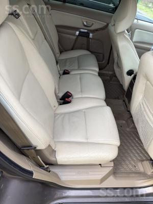 Brūns Volvo XC90 2006 Daugavpils, ar dzinēja tilpumu 2.40 L un nobraukumu 241 tūkst. km par 5100 €, foto 6 vietnē AUTOMOTO.COM.LV