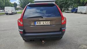 Brown Volvo XC90 2006 in Riga, with an engine capacity of 2.40 L and mileage of 280 thousand km for 4550 €, photo 7 on AUTOMOTO.COM.LV
