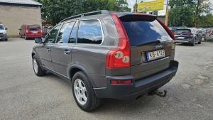 Brown Volvo XC90 2006 in Riga, with an engine capacity of 2.40 L and mileage of 280 thousand km for 4550 €, photo 8 on AUTOMOTO.COM.LV