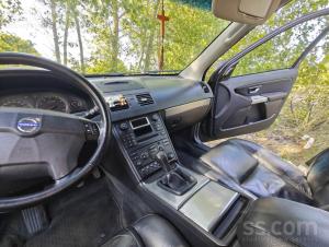 Brūns Volvo XC90 2006 Rīga, ar dzinēja tilpumu 2.50 L un nobraukumu 250 tūkst. km par 3500 €, foto 9 vietnē AUTOMOTO.COM.LV