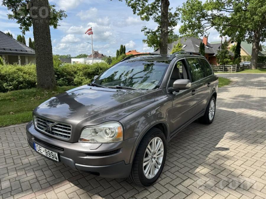 Brūns Volvo XC90 2007 Valmiera, ar dzinēja tilpumu 2.40 L un nobraukumu 360 tūkst. km par 4900 €, foto 15 vietnē AUTOMOTO.COM.LV