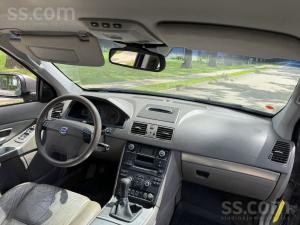 Brūns Volvo XC90 2007 Valmiera, ar dzinēja tilpumu 2.40 L un nobraukumu 360 tūkst. km par 4900 €, foto 19 vietnē AUTOMOTO.COM.LV