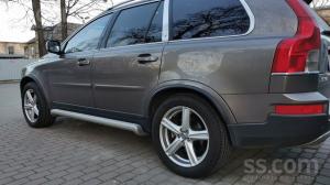 Brown Volvo XC90 2007 in Riga, with an engine capacity of 2.40 L and mileage of 320 thousand km for 8490 €, photo 14 on AUTOMOTO.COM.LV