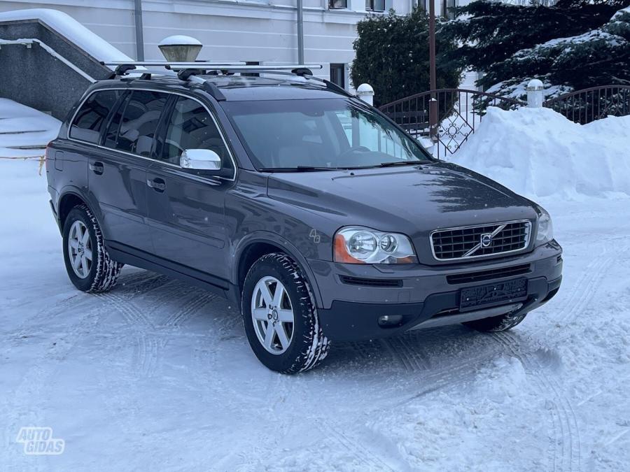 Brūns Volvo XC90 2007 Viļņa, ar dzinēja tilpumu 2.40 L un nobraukumu 308 tūkst. km par 5650 €, foto 1 vietnē AUTOMOTO.COM.LV