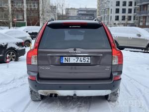 Brown Volvo XC90 2007 in Riga, with an engine capacity of 2.40 L and mileage of 387 thousand km for 5990 €, photo 7 on AUTOMOTO.COM.LV