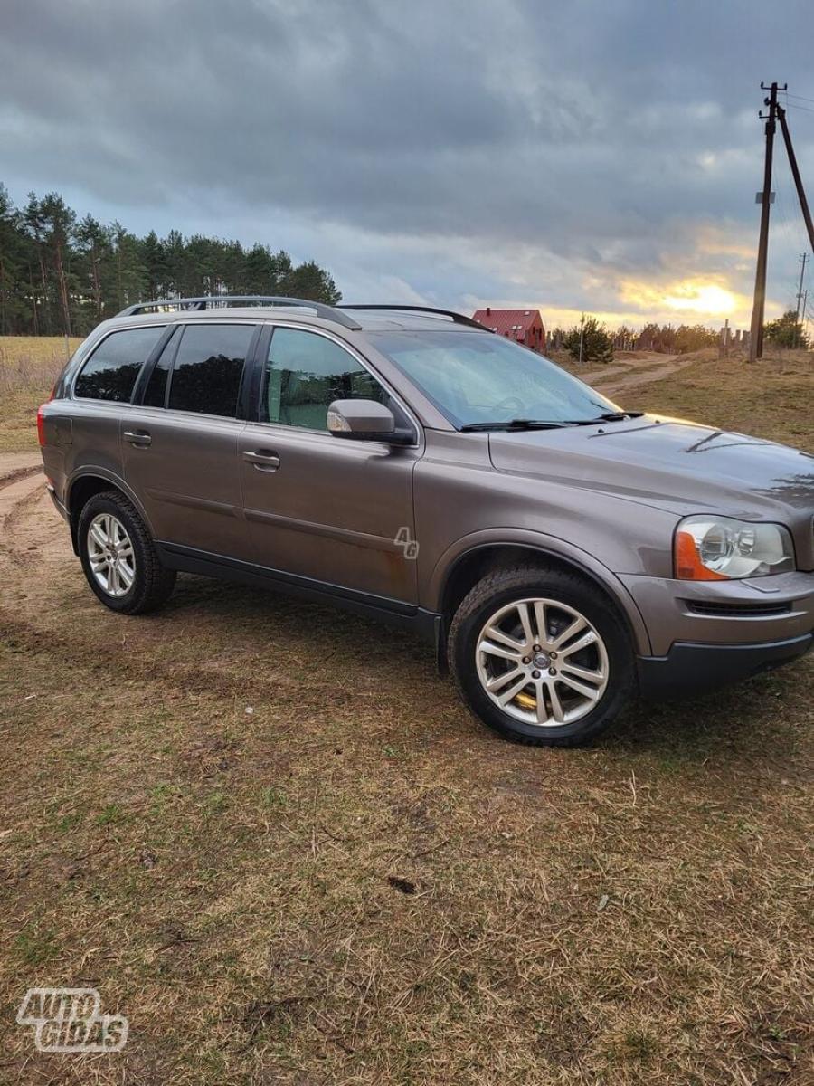Brūns Volvo XC90 2007 Viļņa, ar dzinēja tilpumu 2.40 L un nobraukumu 370 tūkst. km par 4700 €, foto 4 vietnē AUTOMOTO.COM.LV