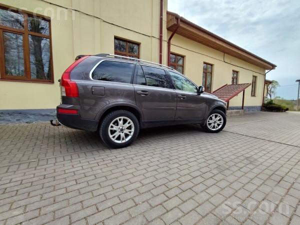 Brown Volvo XC90 2007 in Saldus, with an engine capacity of 2.40 L and mileage of 315 thousand km for 4350 €, photo 4 on AUTOMOTO.COM.LV