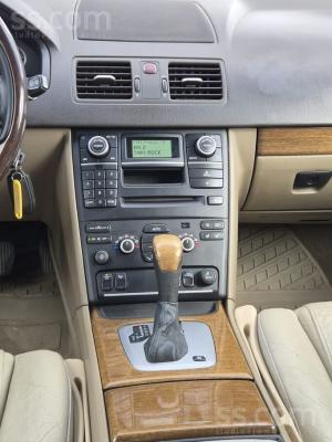 Brūns Volvo XC90 2007 Rīga, ar dzinēja tilpumu 3.20 L un nobraukumu 280 tūkst. km par 3490 €, foto 13 vietnē AUTOMOTO.COM.LV