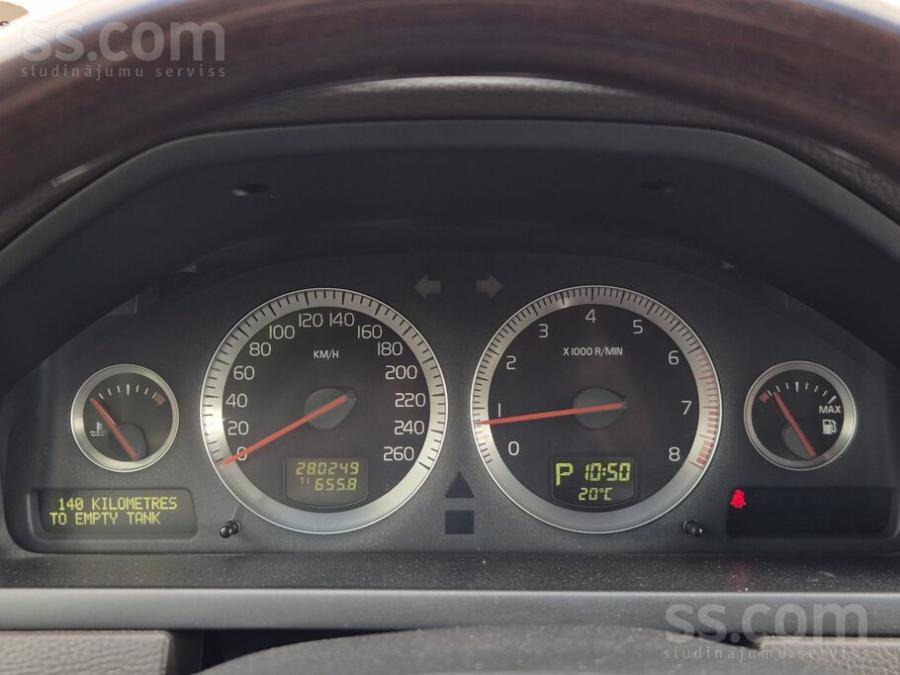 Brūns Volvo XC90 2007 Rīga, ar dzinēja tilpumu 3.20 L un nobraukumu 280 tūkst. km par 3490 €, foto 16 vietnē AUTOMOTO.COM.LV
