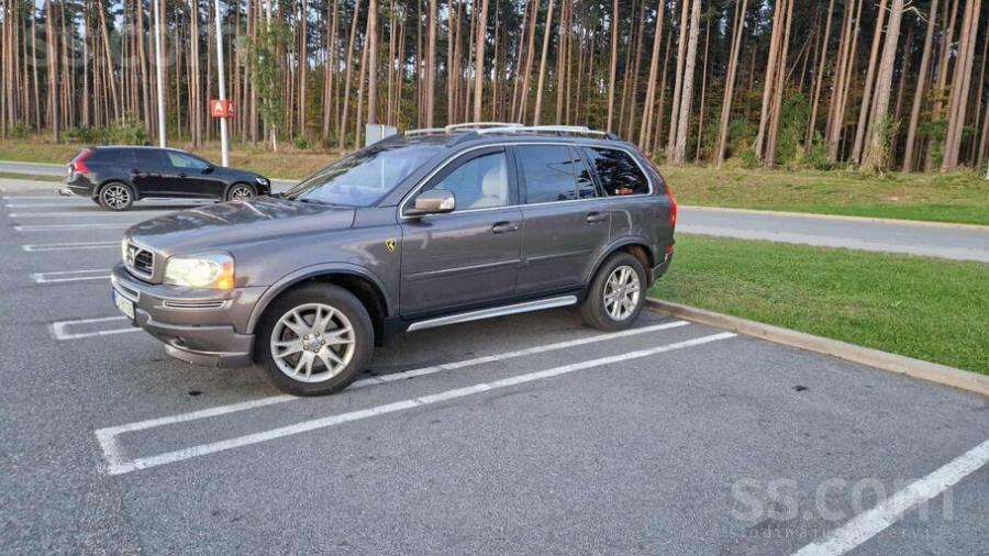 Brūns Volvo XC90 2007 Rīga, ar dzinēja tilpumu 2.40 L un nobraukumu 370 tūkst. km par 7400 €, foto 25 vietnē AUTOMOTO.COM.LV