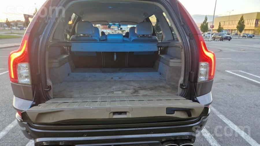Brūns Volvo XC90 2007 Rīga, ar dzinēja tilpumu 2.40 L un nobraukumu 370 tūkst. km par 7400 €, foto 26 vietnē AUTOMOTO.COM.LV
