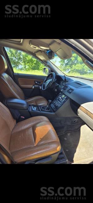 Brūns Volvo XC90 2007 Rīga, ar dzinēja tilpumu 2.40 L un nobraukumu 0 tūkst. km par 4950 €, foto 5 vietnē AUTOMOTO.COM.LV
