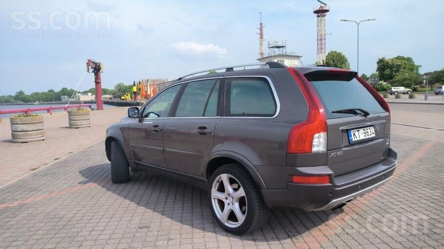 Brown Volvo XC90 2007 in Ventspils, with an engine capacity of 2.40 L and mileage of 350 thousand km for 5300 €, photo 5 on AUTOMOTO.COM.LV