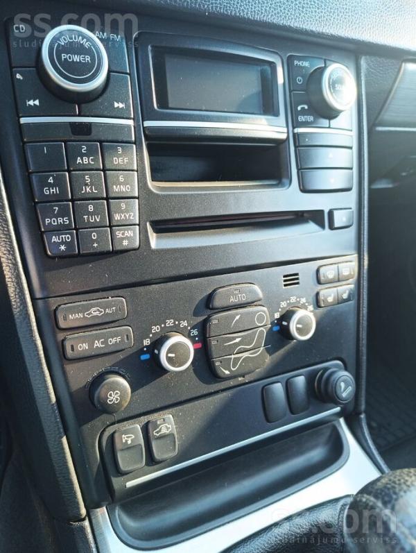 Brūns Volvo XC90 2007 Liepāja, ar dzinēja tilpumu 2.40 L un nobraukumu 308 tūkst. km par 5000 €, foto 6 vietnē AUTOMOTO.COM.LV
