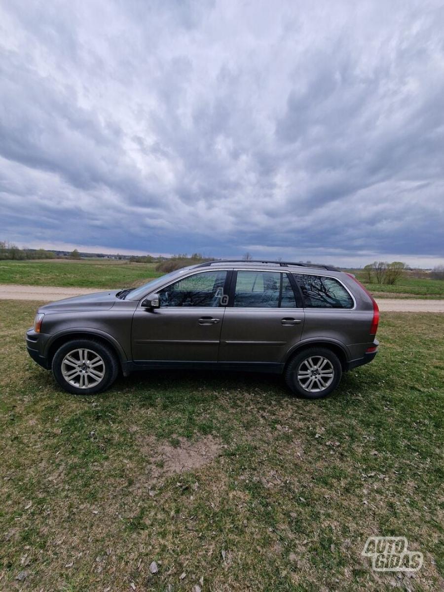 Brown Volvo XC90 2008 in Sirvintos, with an engine capacity of 2.40 L and mileage of 365 thousand km for 6000 €, photo 3 on AUTOMOTO.COM.LV