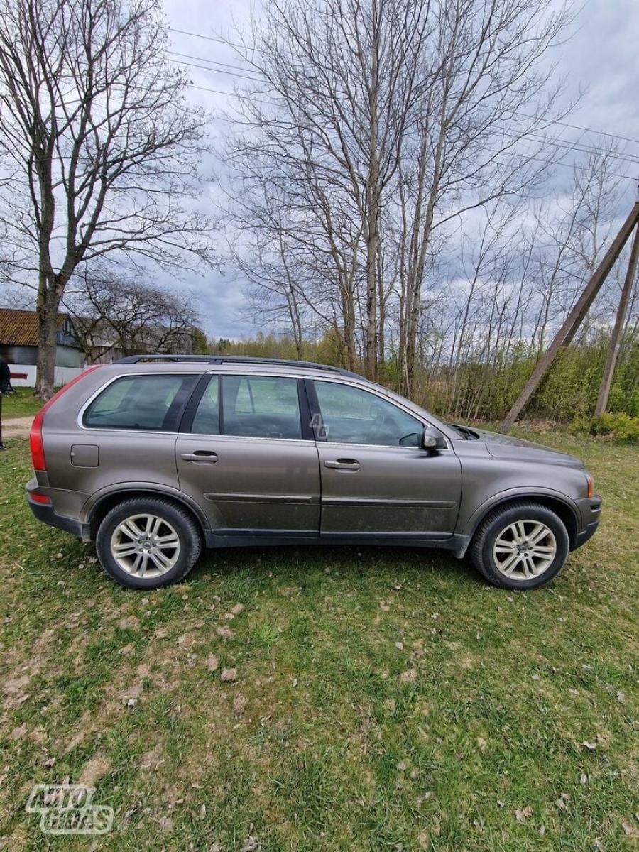 Brown Volvo XC90 2008 in Sirvintos, with an engine capacity of 2.40 L and mileage of 365 thousand km for 6000 €, photo 5 on AUTOMOTO.COM.LV