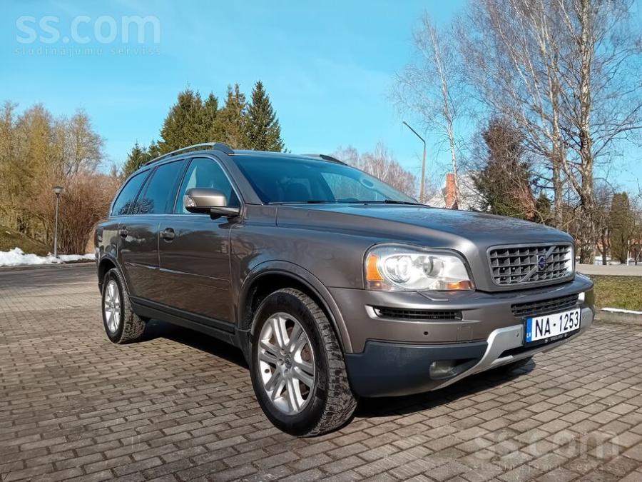 Brūns Volvo XC90 2008 Jelgava, ar dzinēja tilpumu 2.40 L un nobraukumu 308 tūkst. km par 7210 €, foto 3 vietnē AUTOMOTO.COM.LV