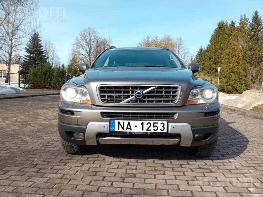 Brūns Volvo XC90 2008 Jelgava, ar dzinēja tilpumu 2.40 L un nobraukumu 308 tūkst. km par 7210 €, foto 4 vietnē AUTOMOTO.COM.LV