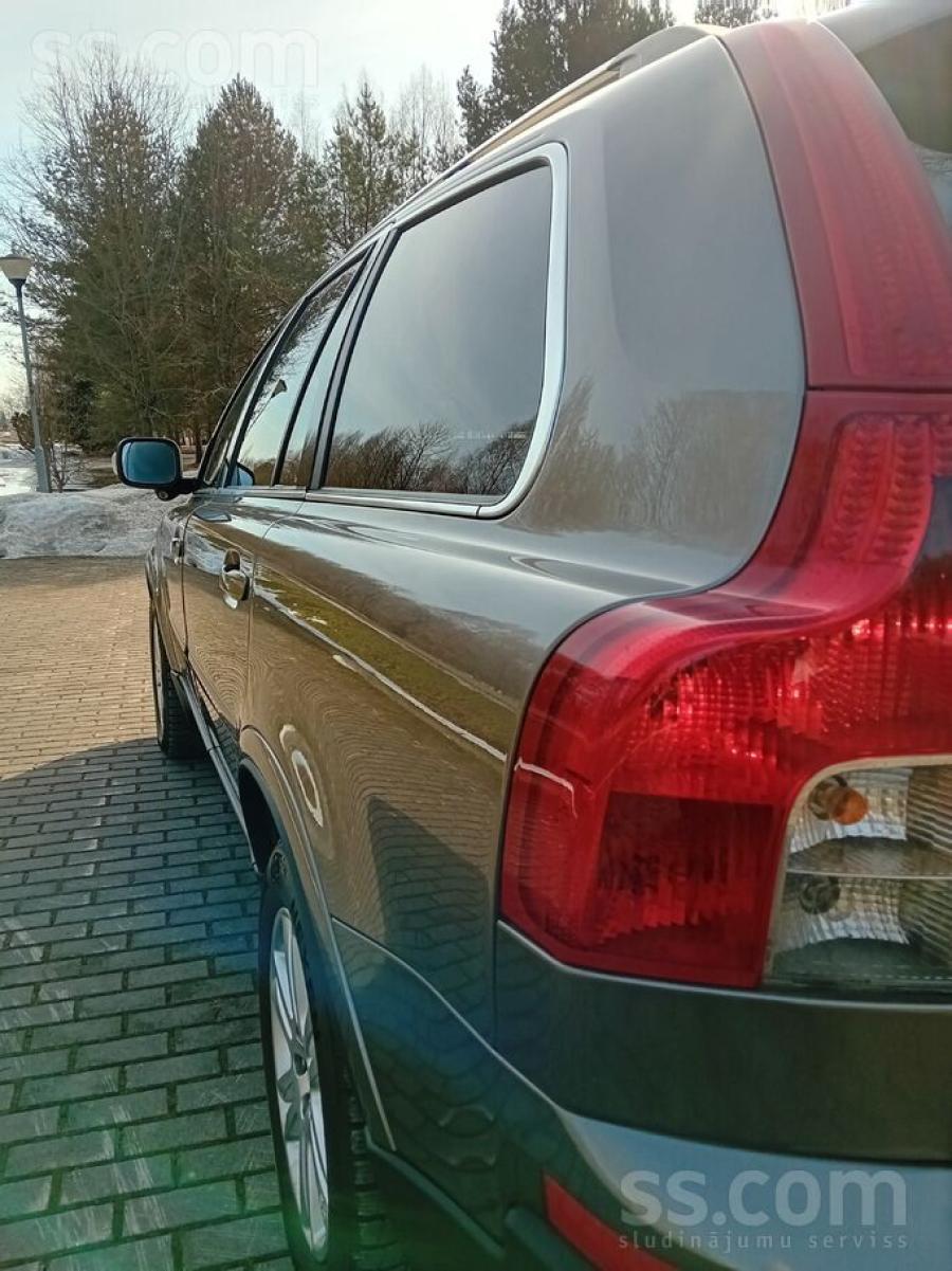 Brūns Volvo XC90 2008 Jelgava, ar dzinēja tilpumu 2.40 L un nobraukumu 308 tūkst. km par 7210 €, foto 7 vietnē AUTOMOTO.COM.LV