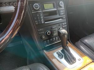 Brūns Volvo XC90 2008 Jelgava, ar dzinēja tilpumu 2.40 L un nobraukumu 308 tūkst. km par 7210 €, foto 20 vietnē AUTOMOTO.COM.LV