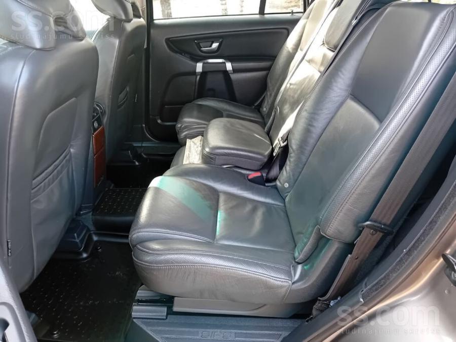 Brūns Volvo XC90 2008 Jelgava, ar dzinēja tilpumu 2.40 L un nobraukumu 308 tūkst. km par 7210 €, foto 24 vietnē AUTOMOTO.COM.LV