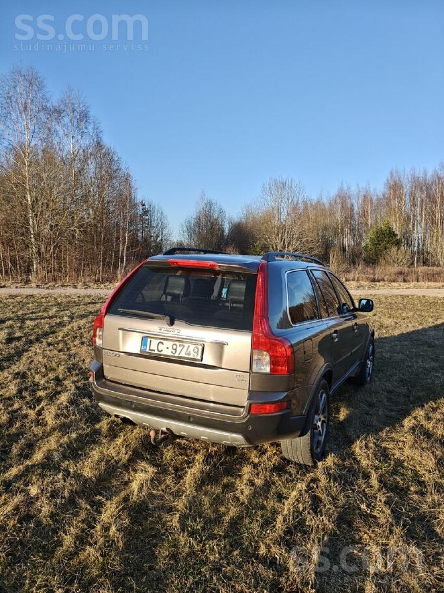 Brūns Volvo XC90 2008 Cēsis, ar dzinēja tilpumu 2.40 L un nobraukumu 340 tūkst. km par 6000 €, foto 6 vietnē AUTOMOTO.COM.LV