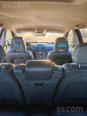 Brūns Volvo XC90 2008 Cēsis, ar dzinēja tilpumu 2.40 L un nobraukumu 340 tūkst. km par 6000 €, foto 16 vietnē AUTOMOTO.COM.LV