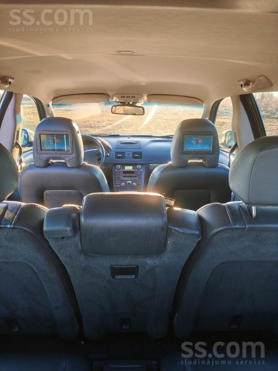 Brūns Volvo XC90 2008 Cēsis, ar dzinēja tilpumu 2.40 L un nobraukumu 340 tūkst. km par 6000 €, foto 16 vietnē AUTOMOTO.COM.LV