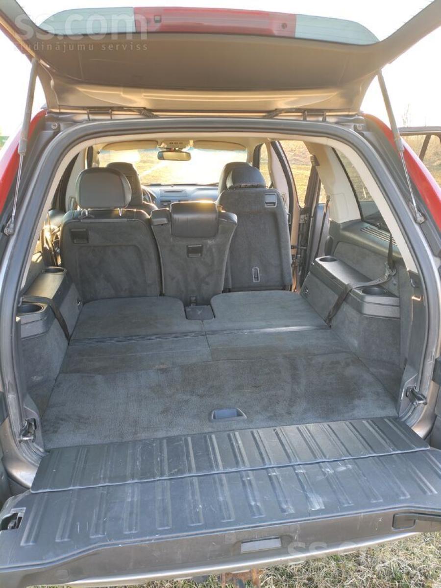 Brūns Volvo XC90 2008 Cēsis, ar dzinēja tilpumu 2.40 L un nobraukumu 340 tūkst. km par 6000 €, foto 17 vietnē AUTOMOTO.COM.LV