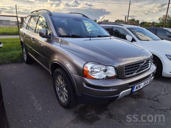 Brūns Volvo XC90 2008 Rīga, ar dzinēja tilpumu 2.40 L un nobraukumu 382 tūkst. km par 4900 €, foto 1 vietnē AUTOMOTO.COM.LV